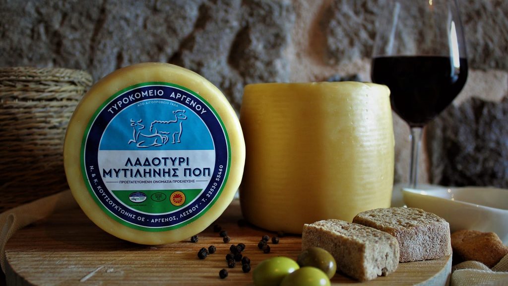 Στα καλύτερα τυριά του Τυροκόμου το Λαδοτύρι ΠΟΠ Αργένου - Τυροκόμος