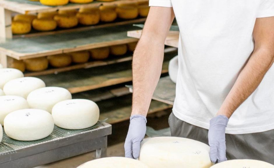 Nέα Γραβιέρα με πράσινη πιπεριά λανσάρει το τυροκομείο Κρυστάλλι Μπάφας ...